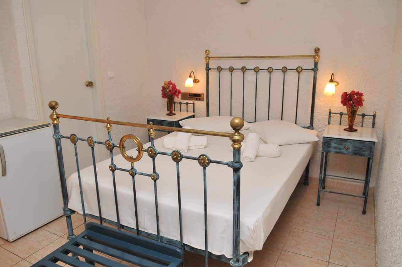 enoikiazomena6_domatia_poseidonia_siros_willys_ilektronikoskatalogos_gr ...