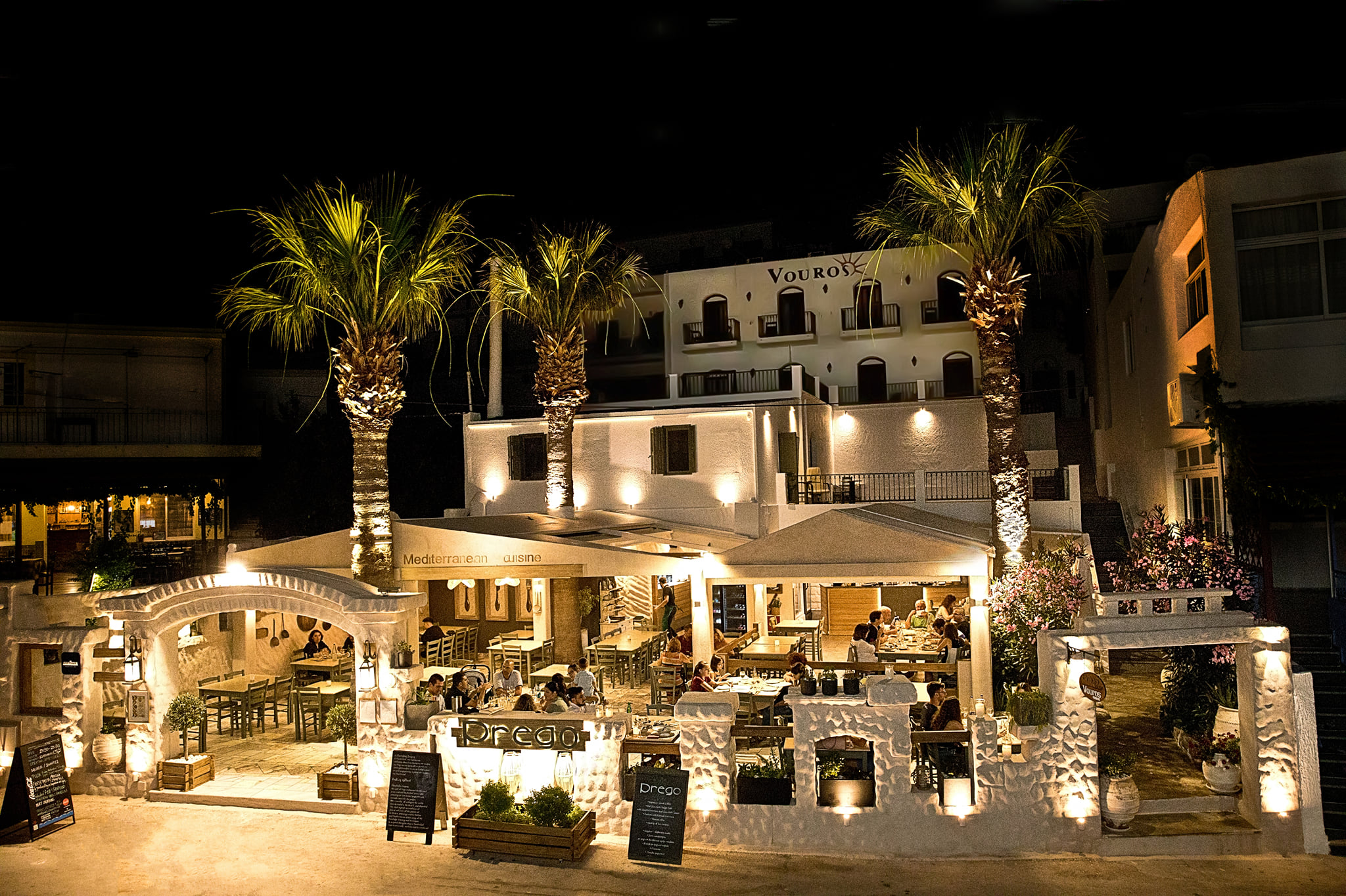 Ενοικιαζόμενα δωμάτια Μασούρι Κάλυμνος | Vouros Palace