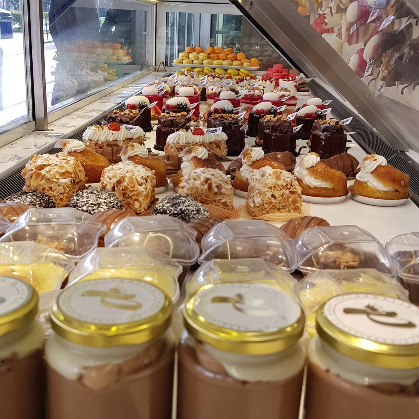 Ζαχαροπλαστείο Κατερίνη | Padelis Patisserie